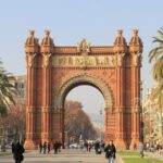 Historic Barcelona: Exclusive Private Tour with a Local Expert - How the Experience Comes Together