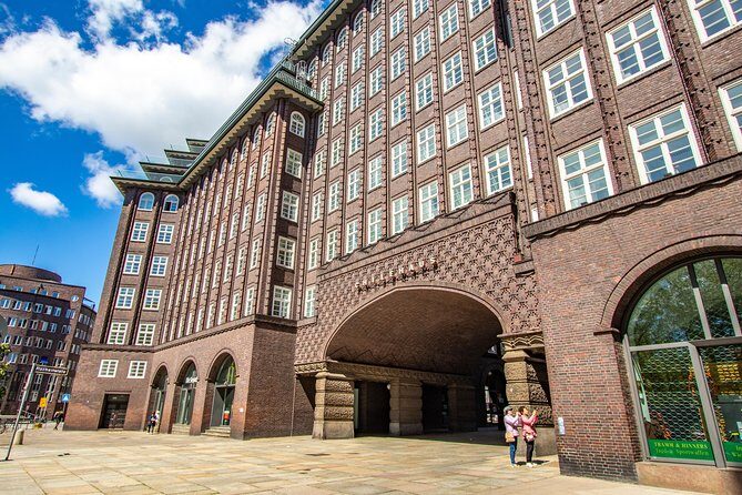 Historic Hamburg: Exclusive Private Tour with a Local Expert - Detailed Breakdown of the Experience
