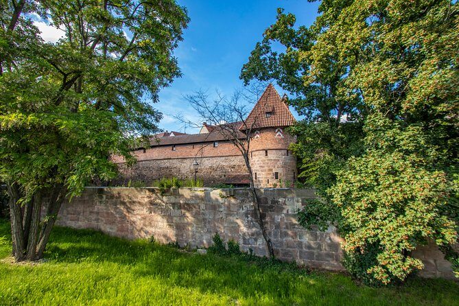 Historic Nuremberg: Exclusive Private Tour with a Local Expert - The Itinerary in Detail