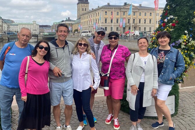 Historical Walking Tour in Restaurant and Bars in Central City - Discover Gothenburg on a Hands-On Walk Through Its Historic Streets