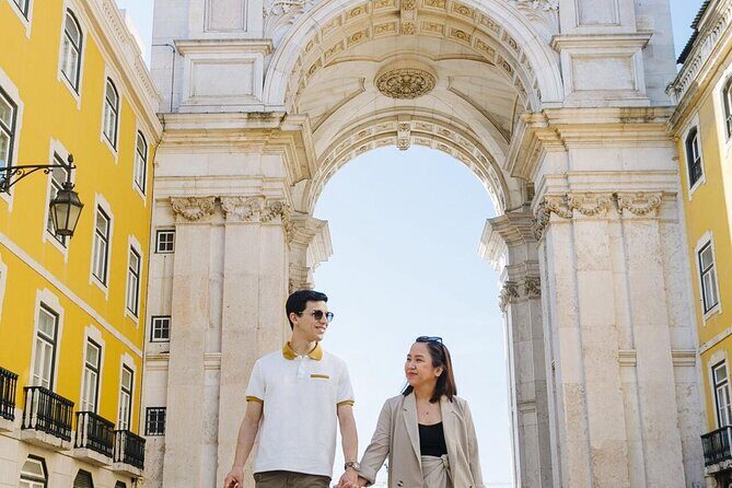 Holiday Photoshoot in Lisbon - What the Experience Looks Like