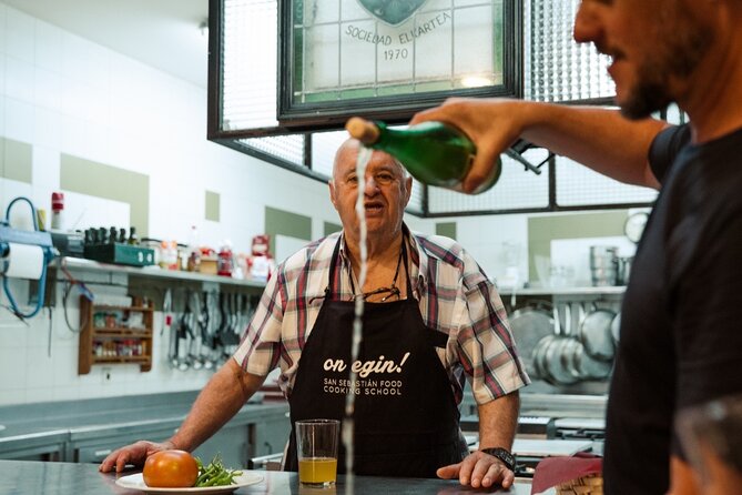 HONDARRIBIA SIGHTSEEING and GASTRONOMIC SOCIETY - Gastronomic Adventure - Discovering Hondarribia Through a Gastronomic Lens: An Enthusiastic Review