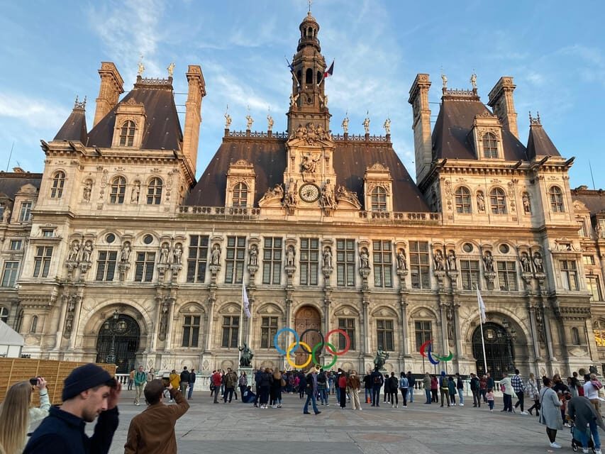 Hop On Paris: City Highlights Tour in a comfortable Minivan - What Travelers Say