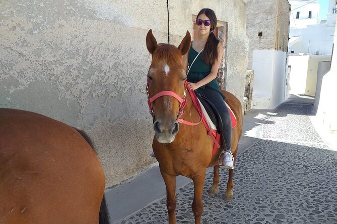 Horse Riding--Explore secret Thera - Key Points