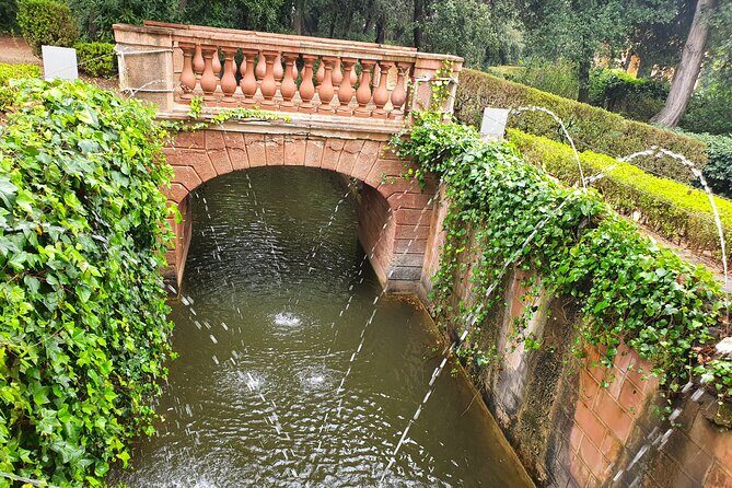 Horta Labyrinth Walking Tour in Barcelona - The Star Attraction: The Labyrinth