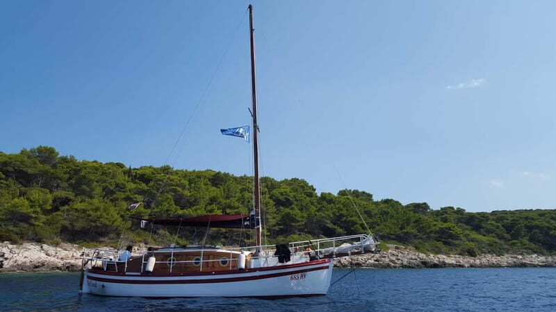 Hvar: Pakleni Islands Sailing Tour with Brunch - A Closer Look at the Experience