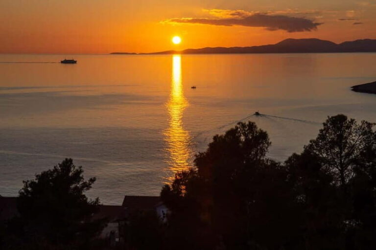 Hvar: Rock Climbing Experience with a World-class Coach - What to Expect: An Authentic Climbing Day in Hvar