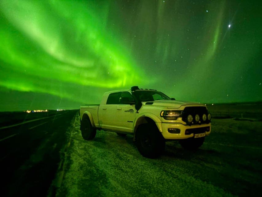 Hvolsvöllur: Northern Lights Hunt Guided Tour - An In-Depth Look at the Northern Lights Hunt Experience