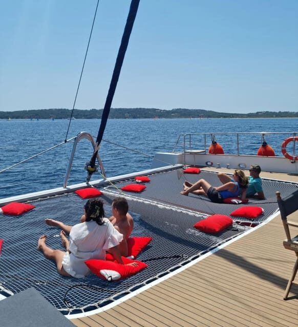 Hyères : Afternoon cruise along the Hyères coastline - Practical Tips and Value