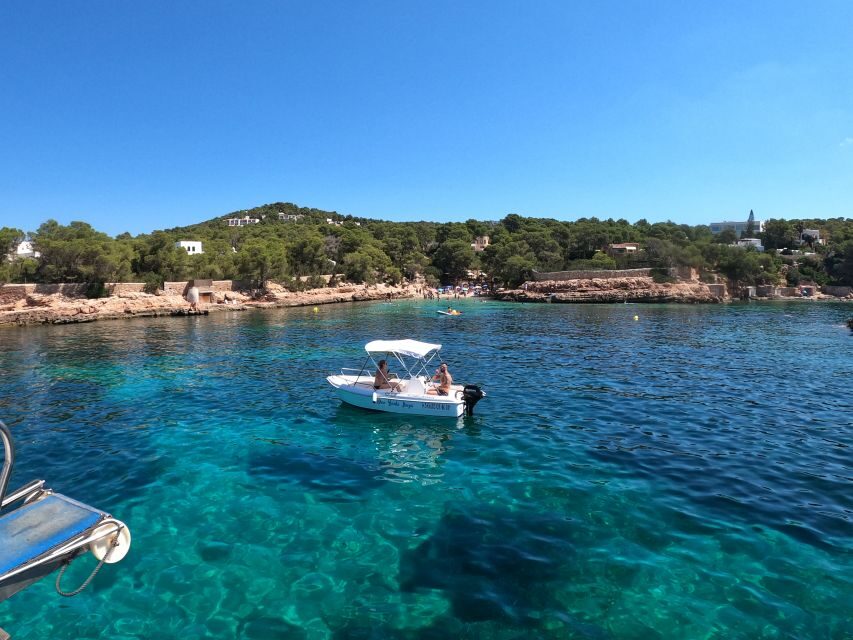 Ibiza: Boat Trip to Margaritas Islands and Aquarium Ticket - Exploring Ibizas Coast on a Comfortable Catamaran