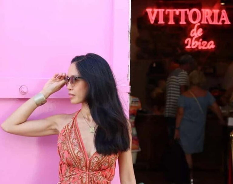 Ibiza: Private Photo Shoot with a Professional Photographer - The Unique Charm of Dalt Vila
