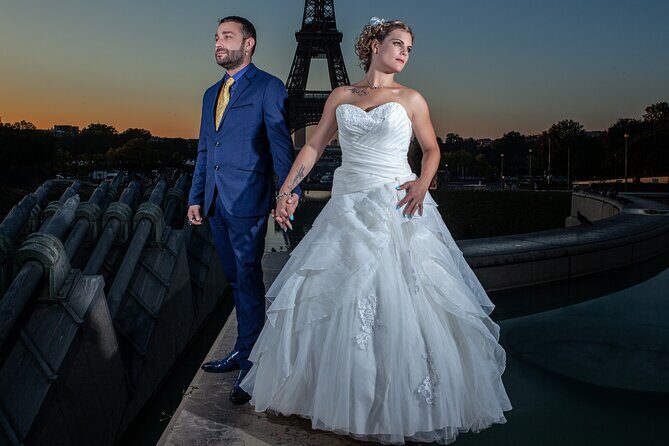 Iconic Portraits in an Exclusive Photoshoot at the Eiffel Tower - The Experience in Detail