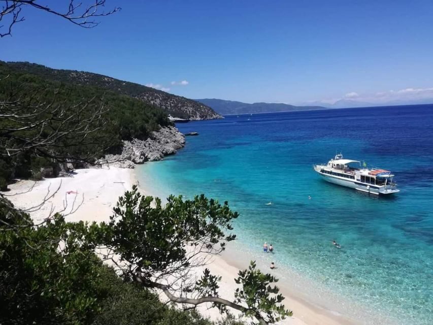 Ihaca boat cruise with swimming and attractions - The Beauty of Swimming in the Ionian
