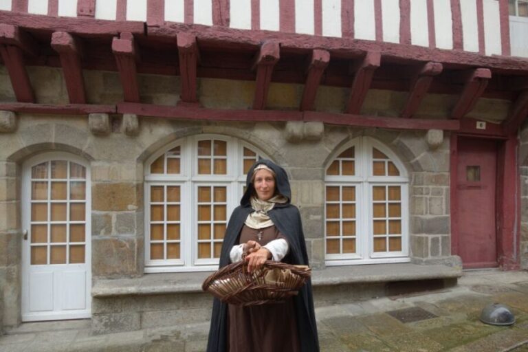 Enjoy the 15th century in Dinan - Highlights and Stops on the Route