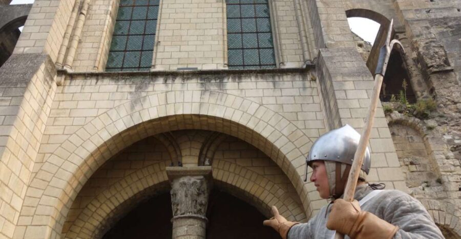 Immersive guided tour of Tours in the 13th century. - Discovering 13th-Century Tours: What the Experience Offers