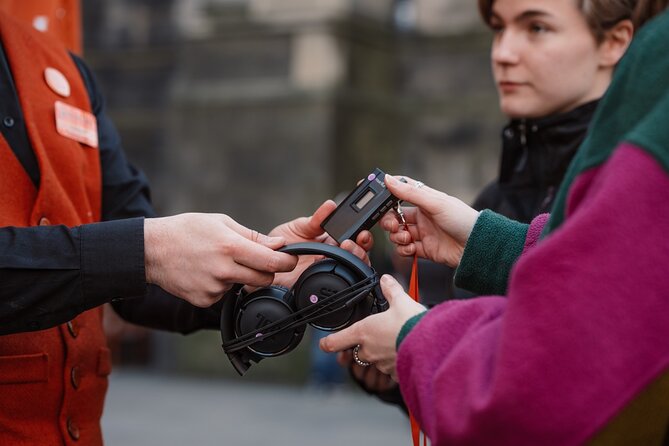 Immersive Old Town Ghost Walking Tour in Edinburgh - Key Points