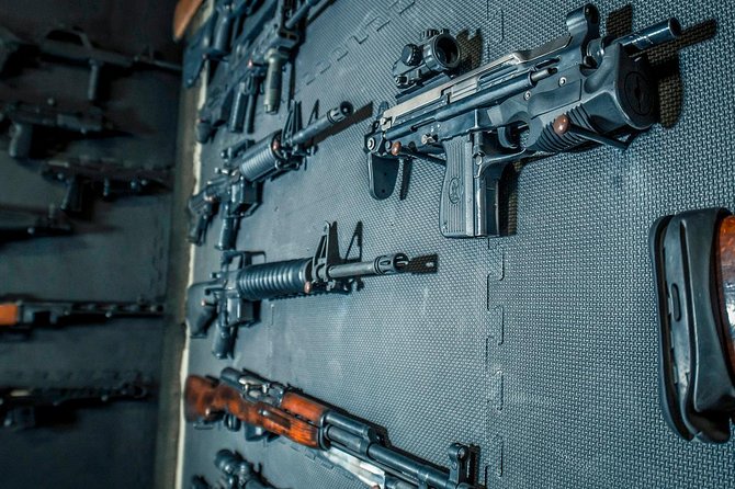 Indoor Shooting Range in Warszawa - Key Points
