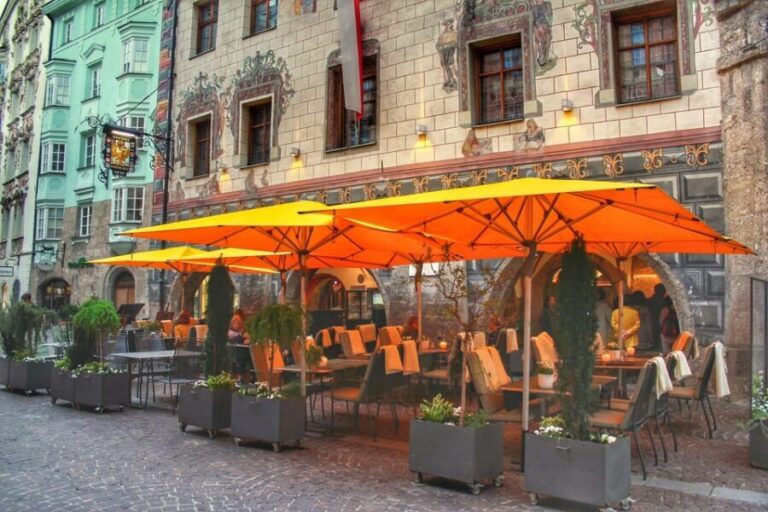 Innsbruck Old Town Highlights Private Walking Tour - What to Expect
