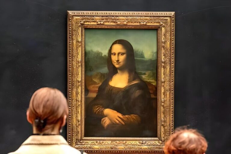 Insider Louvre: from a Royal Palace to a museum - Itinerary Breakdown