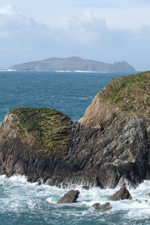 Ireland: Dingle Peninsula Day Tour - Transportation and Group Size