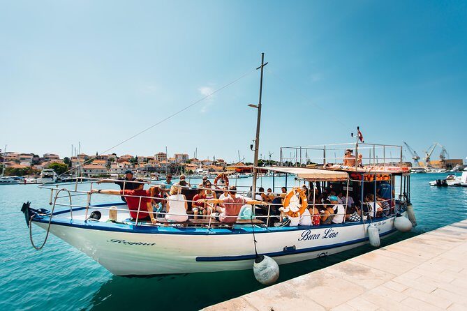 Island Hopping Boat Excursion with Lunch (Trogir,Blue Lagoon, olta) - Practical Details and Group Dynamics