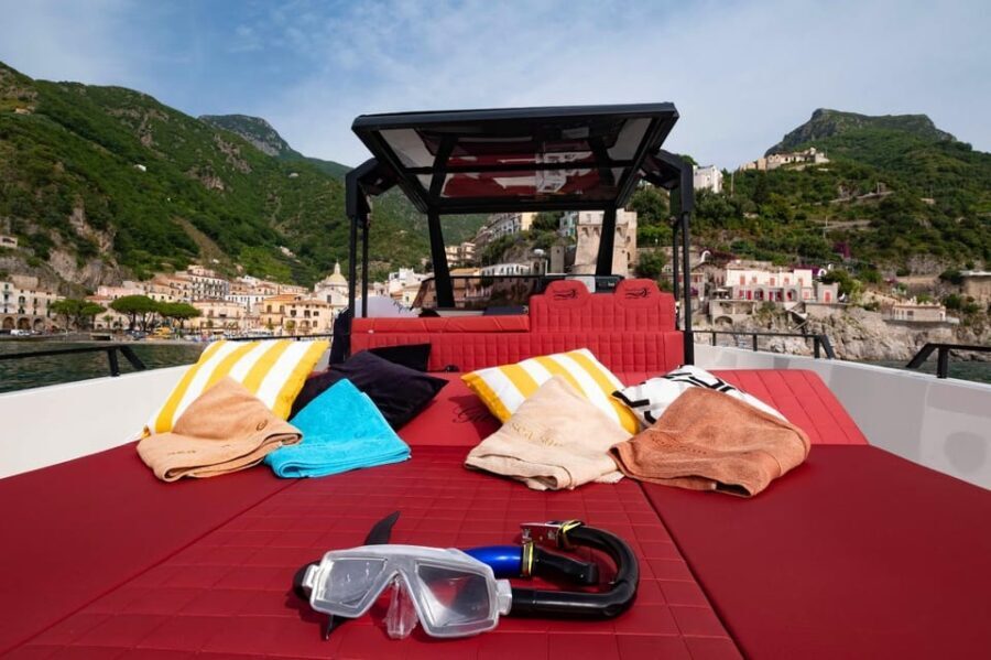 Island of Capri | Private boat tour - FAQs About the Capri Private Boat Tour