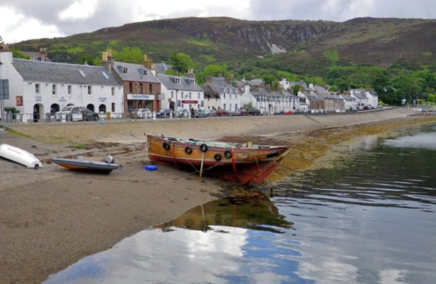 Isle of Skye and the Highlands 5-Day Tour from Edinburgh - Day 1: From Edinburgh to Loch Ness and Beyond