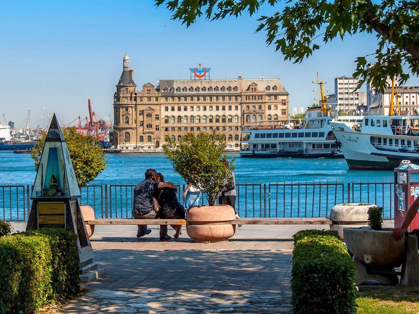 Istanbul: Asian Side Uskudar & Kadiköy Tour with Lunch - Who Will Find This Tour Most Valuable?