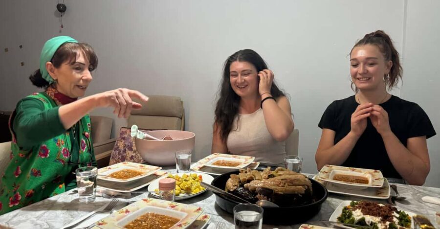 Istanbul Authentic Turkish Family Dinner with Eastern Family - An In-Depth Look at the Experience