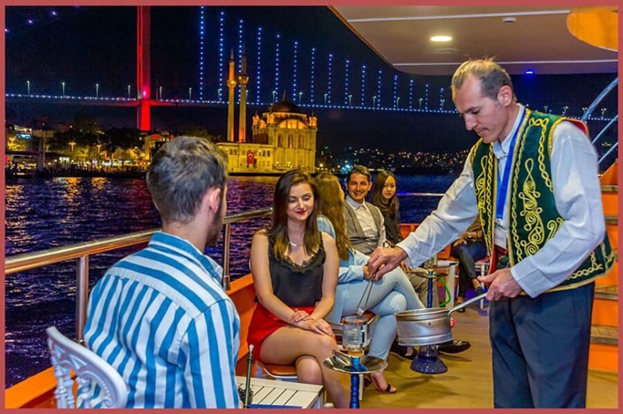 Istanbul: Bosphorus Night Dinner Cruise with Private Table - Dining Experience: Quality and Choices