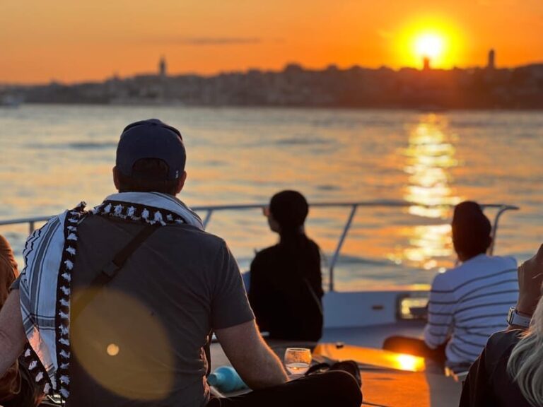 Istanbul: Bosphorus Sunset Cruise on a Luxury Yacht - The Itinerary and Landmark Highlights