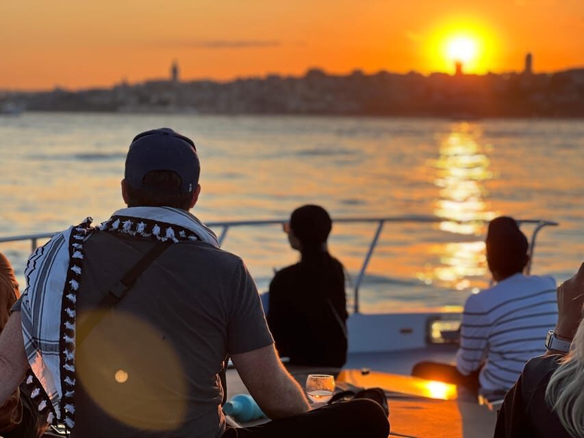Istanbul: Bosphorus Sunset Cruise on a Luxury Yacht - The Itinerary and Landmark Highlights