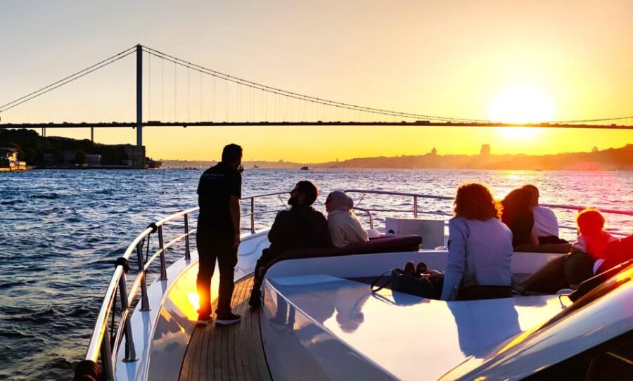 Istanbul: Bosphorus Sunset Yacht Cruise with Live Guide - In Summary: Who Will Love This Experience?