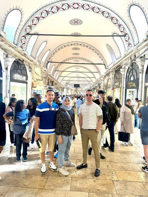 Istanbul: Dolmabahce Palace and Grand Bazaar Tour - A Closer Look at the Itinerary