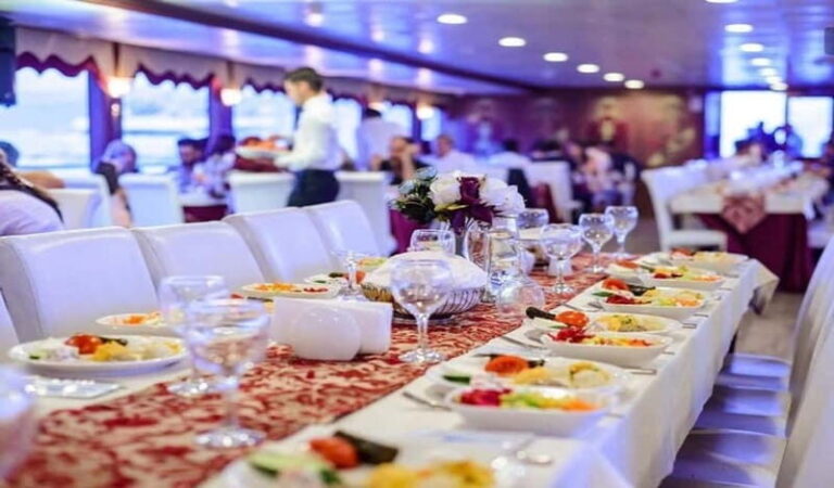 Istanbul: Evening Bosphorus Dinner Cruise with Belly Dance - Practical Details and Value