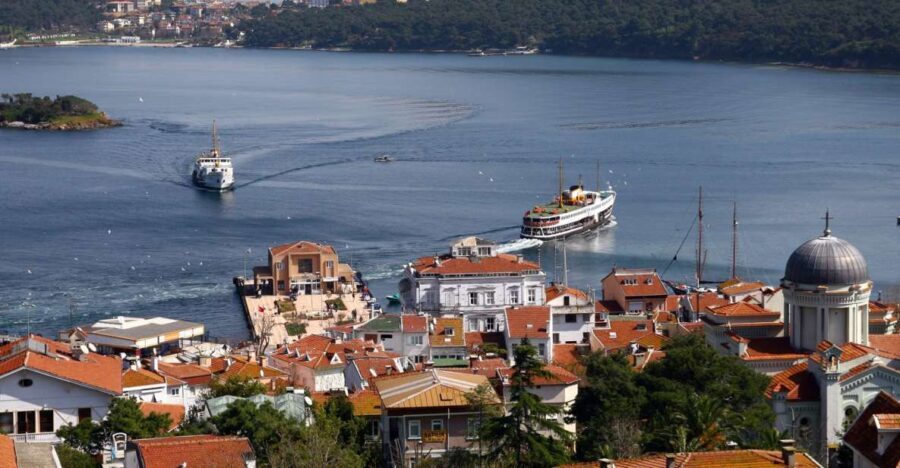 Istanbul: Full Day Princes Islands Guided Tour with Lunch - The Boat Cruise: A Calm Beginning