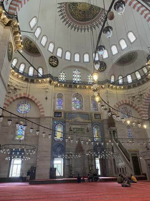 Istanbul: Guided Morning Prayer Experience at Fatih Mosque - The Itinerary Deep Dive