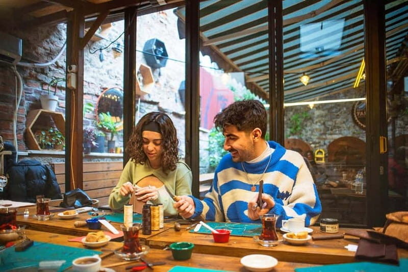 Istanbul: Leather Crafting Workshop with Snacks and Drinks - Why This Experience Works for You