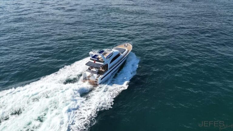 Istanbul: Private Bosphorus Tour On Luxury Yacht Eco#8 - Who Should Consider This Experience?