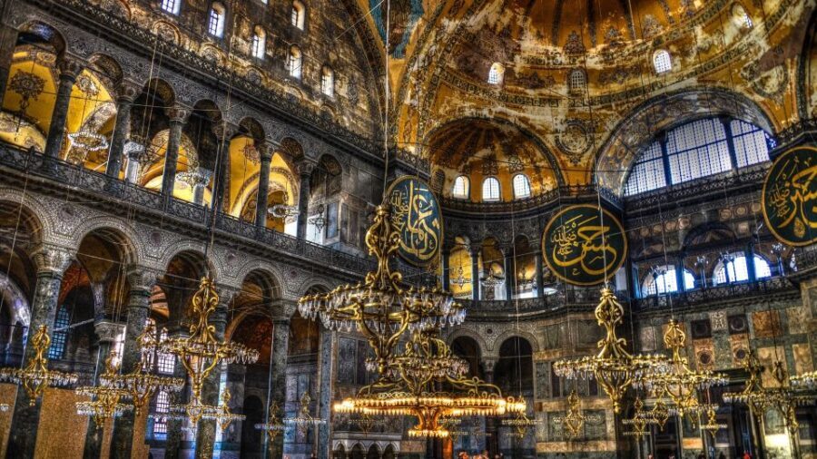 Istanbul: Small Group Full-Day Old City tour - The Lively Atmosphere of the Grand Bazaar