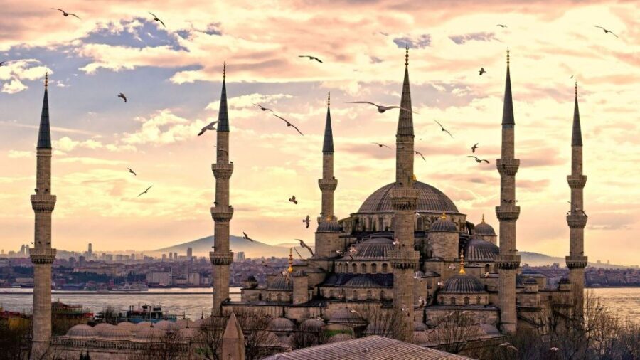 Istanbul-St Sophia,Blue Mosque,Hippodrome Guided Tour - Authentic Experiences and What Travelers Say