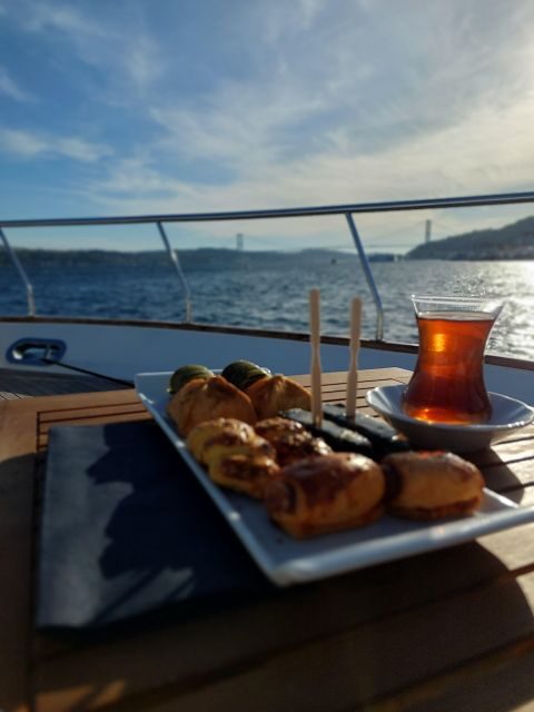 Istanbul: Sunset Yacht Cruise on the Bosphorus with Transfer - Authentic Feedback from Travelers