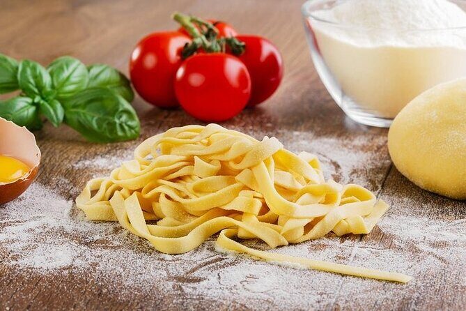 Italy in a Glass - Wine Tasting and Food Pairing Tour in Rome - The Wines: From Chianti to Prosecco and Brunello