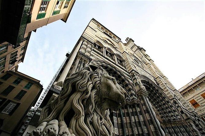 Itinerant dinner in the old town - A Well-Balanced Stroll Through Genoa’s Historic Heart