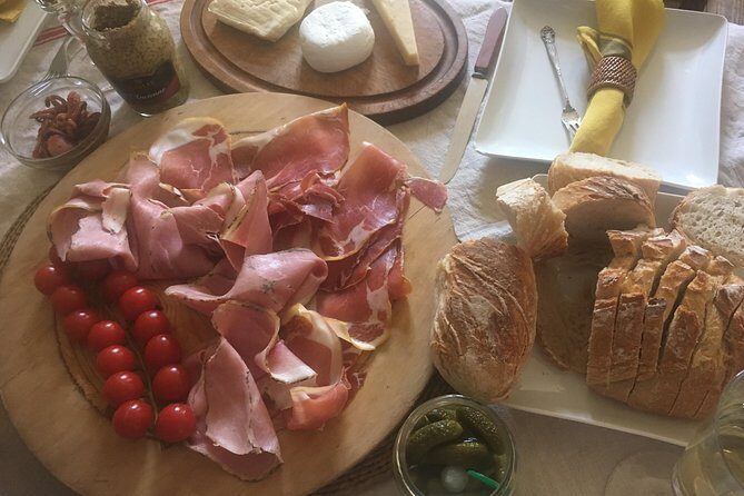 It's Apéro Time Chez Kim - The Itinerary: Relaxed, Focused, and Personal