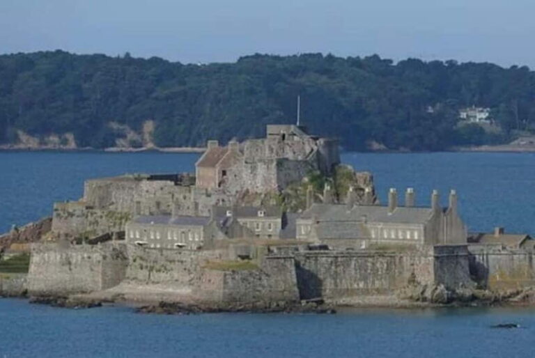 Jersey: Scenic Boat Cruise with Lighthouse Views - Practical Details and What to Expect