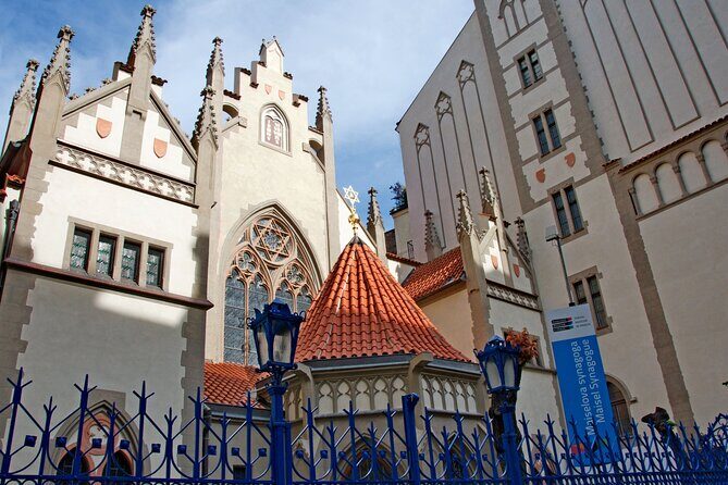 Jewish History and Old Town Walking Tour of Prague - Authenticity and Traveler feedback