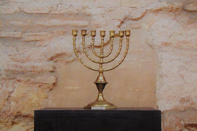 Jewish quarter and Alcazar of the Christian Monarchs - Practical Aspects and Value