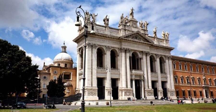 Jubilee 2025 Christian Rome: Four Major Basilicas Tour - What Are the Key Highlights?