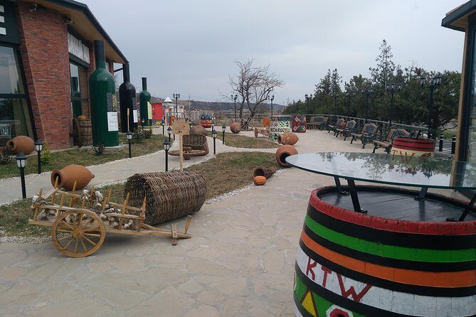 Kakheti-Sighnaghi Day Trip with wine tasting and Bodbe Monastery - Exploring Badiauri and Traditional Georgian Bread